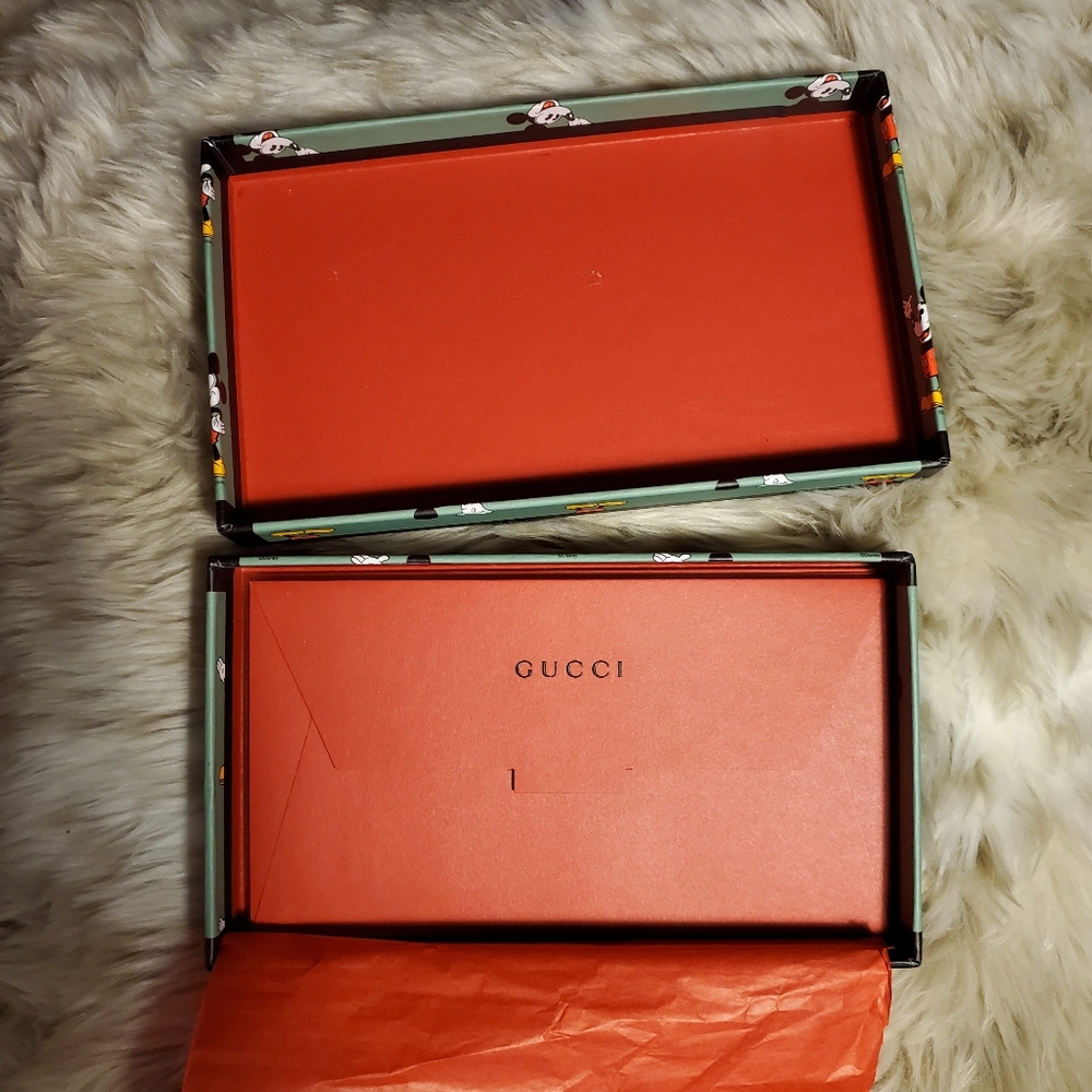 Gucci Mickey Envelopes Super Rare - Gem